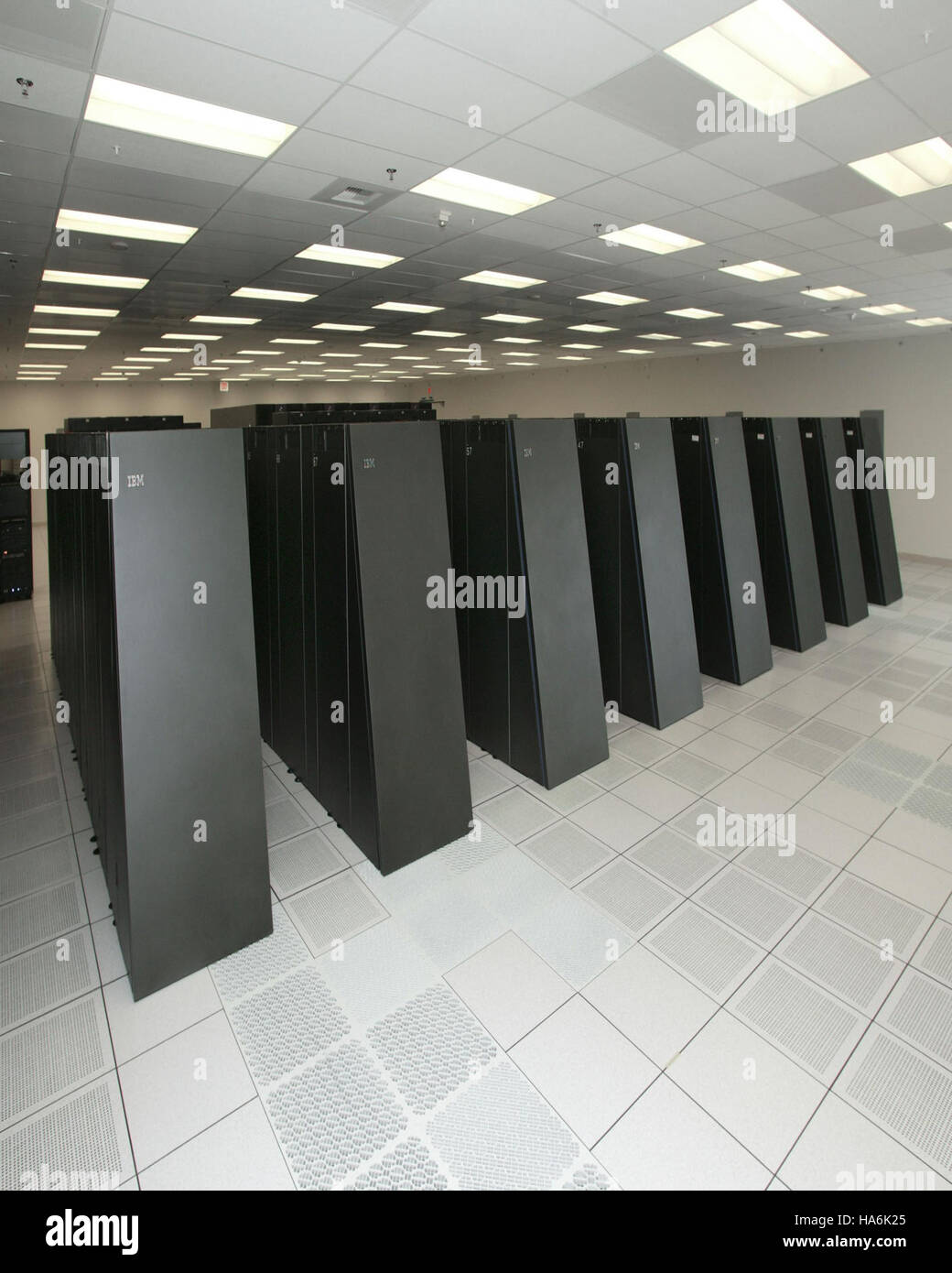 This image shows the BlueGene/L supercomputer, a project by the ...