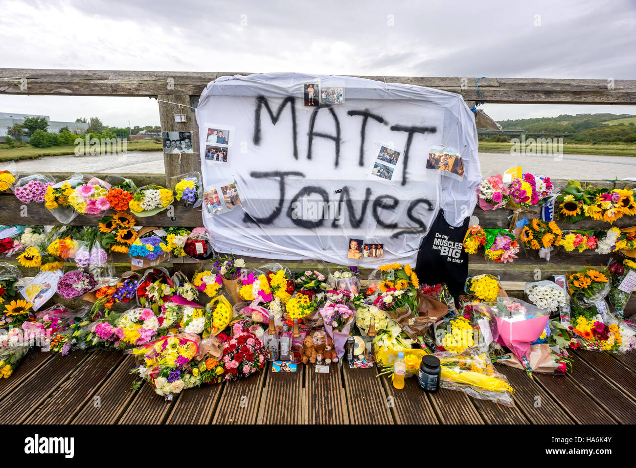 The scene on Shoreham Old Toll Bridge after the Shoreham air disaster ...