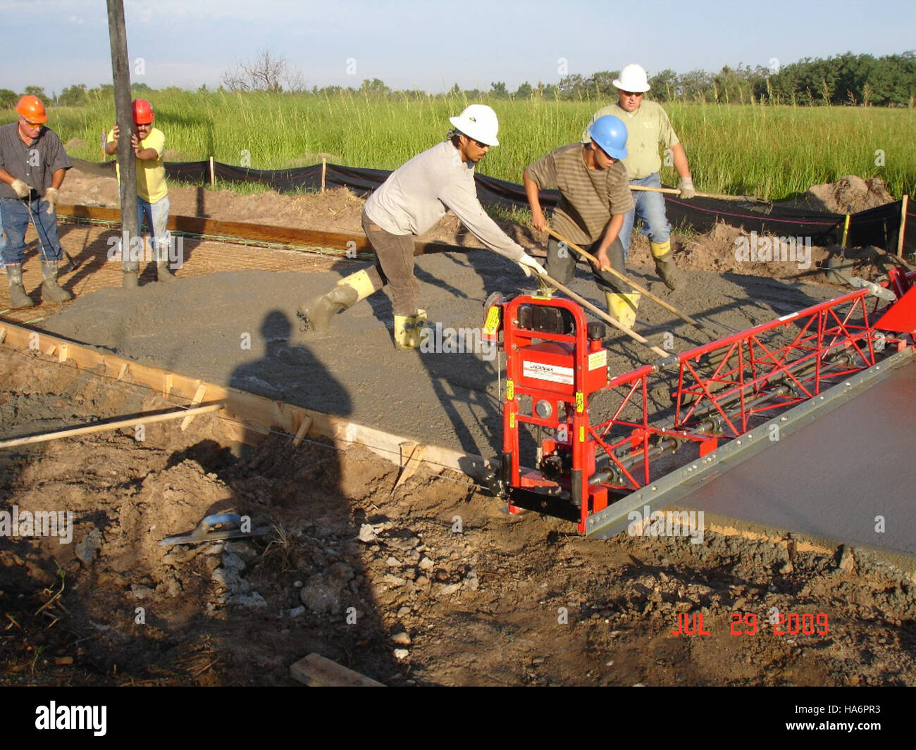 The U.S. Fish and Wildlife Service's Recovery Act Projects include ...