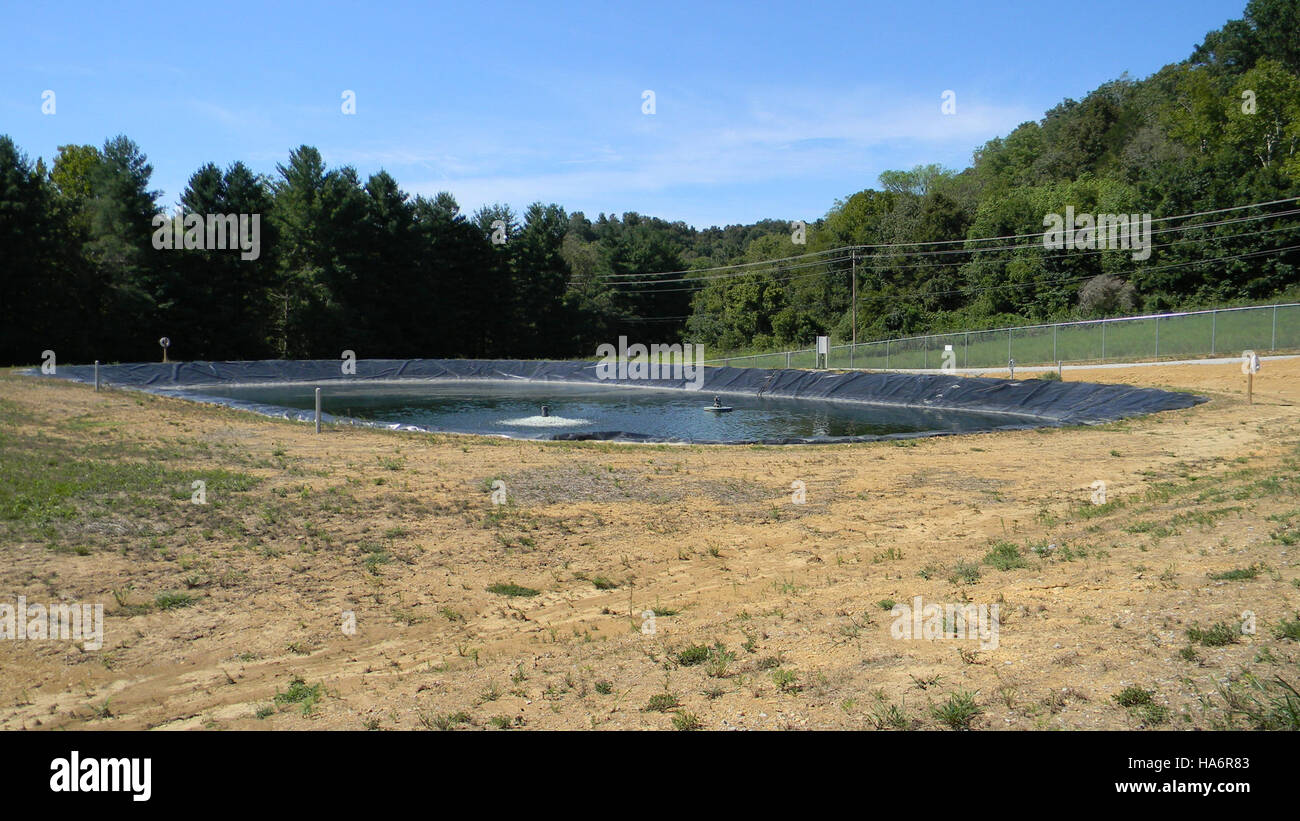 Settling pond hi-res stock photography and images - Alamy