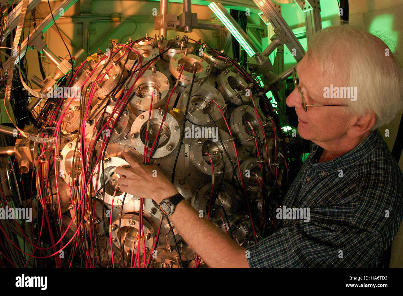 John Ullman, an influential figure at Los Alamos National Laboratory ...