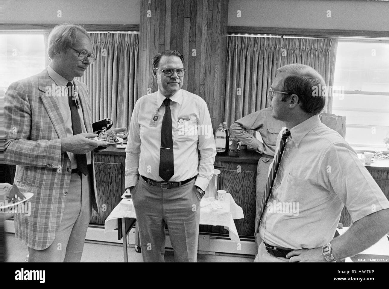 John Robert Thorn and Don Kerr, associated with Los Alamos National ...