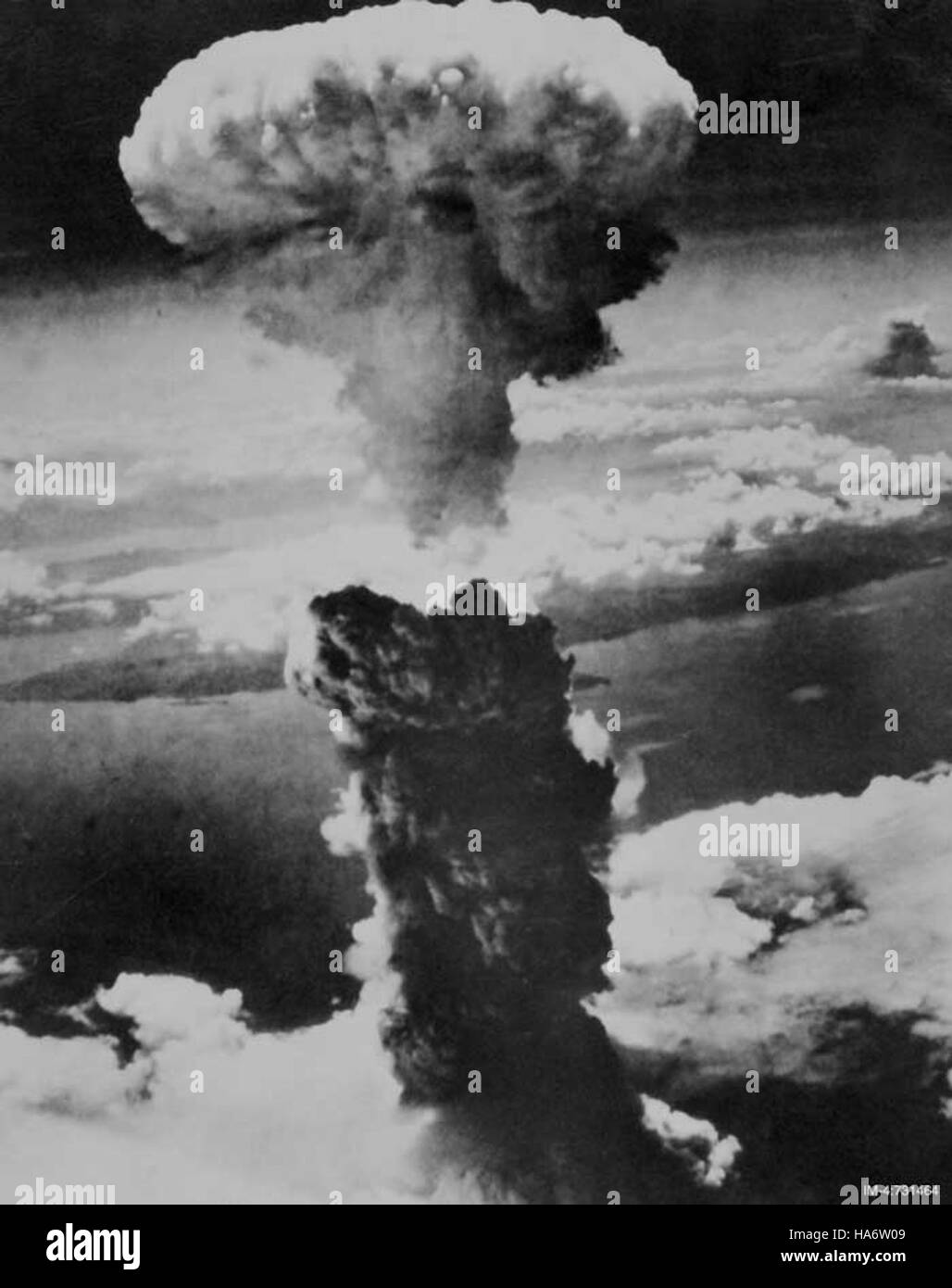 losalamosnatlab 7597488088 Nagasaki Cloud-1 Stock Photo - Alamy