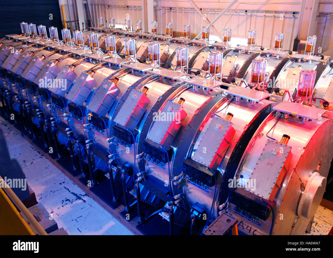 The DARHT project at Los Alamos National Laboratory advances electron ...