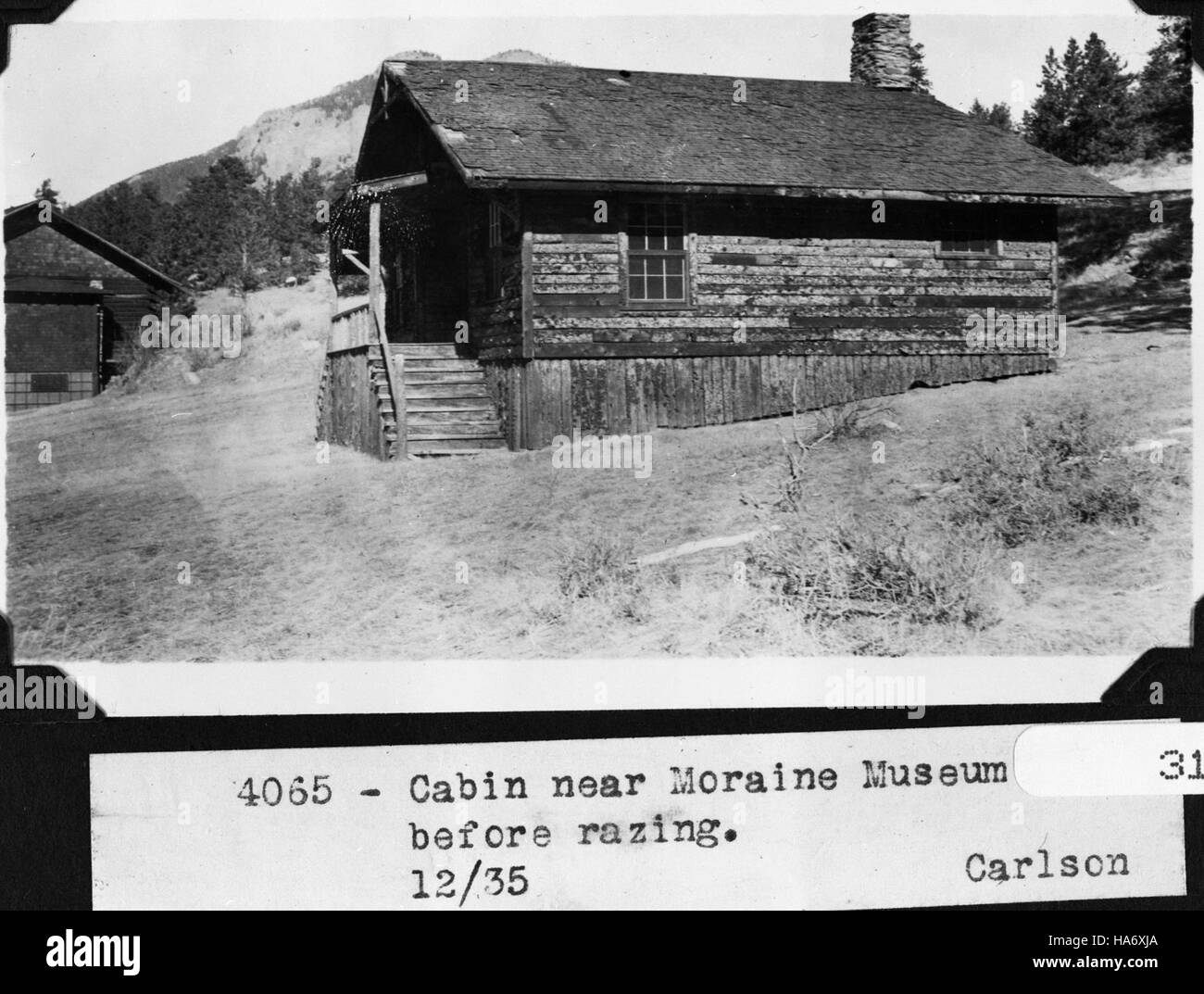 The historic cabin near Moraine Park Museum in Rocky Mountain National ...