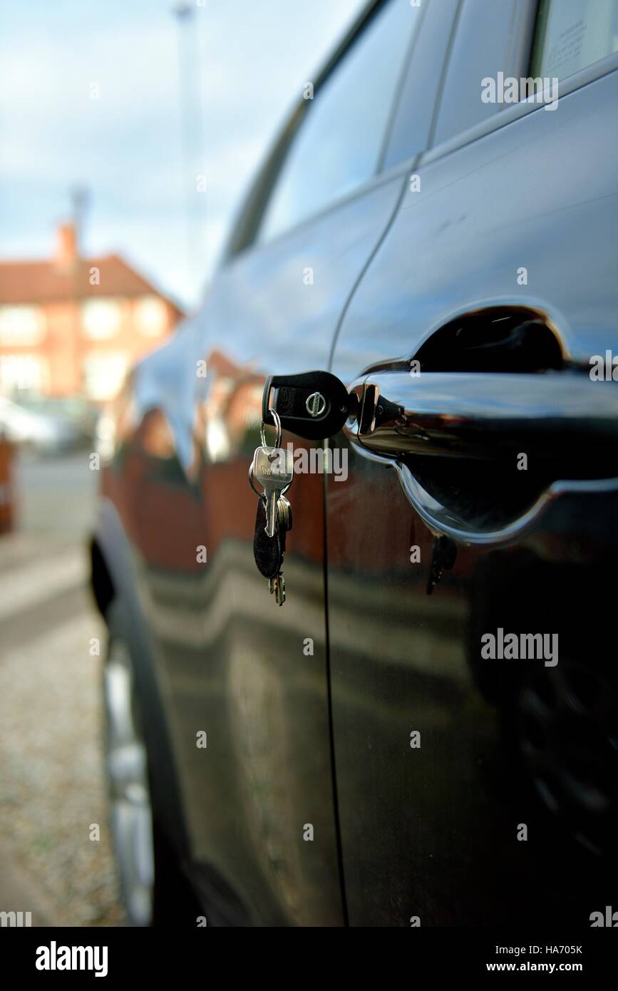 Car keys left in door Stock Photo - Alamy
