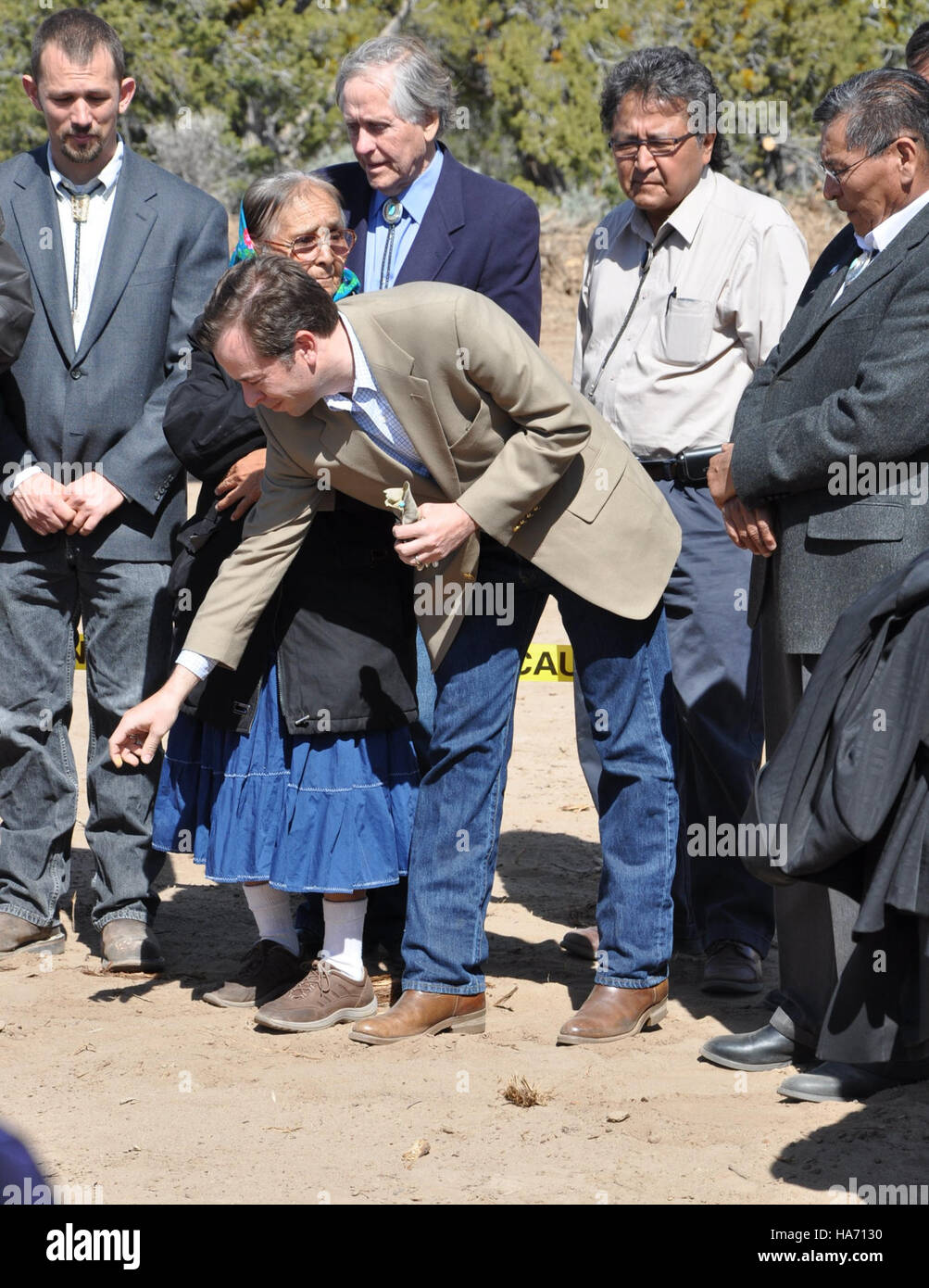 The Navajo Waterline Project aims to provide clean water access to ...