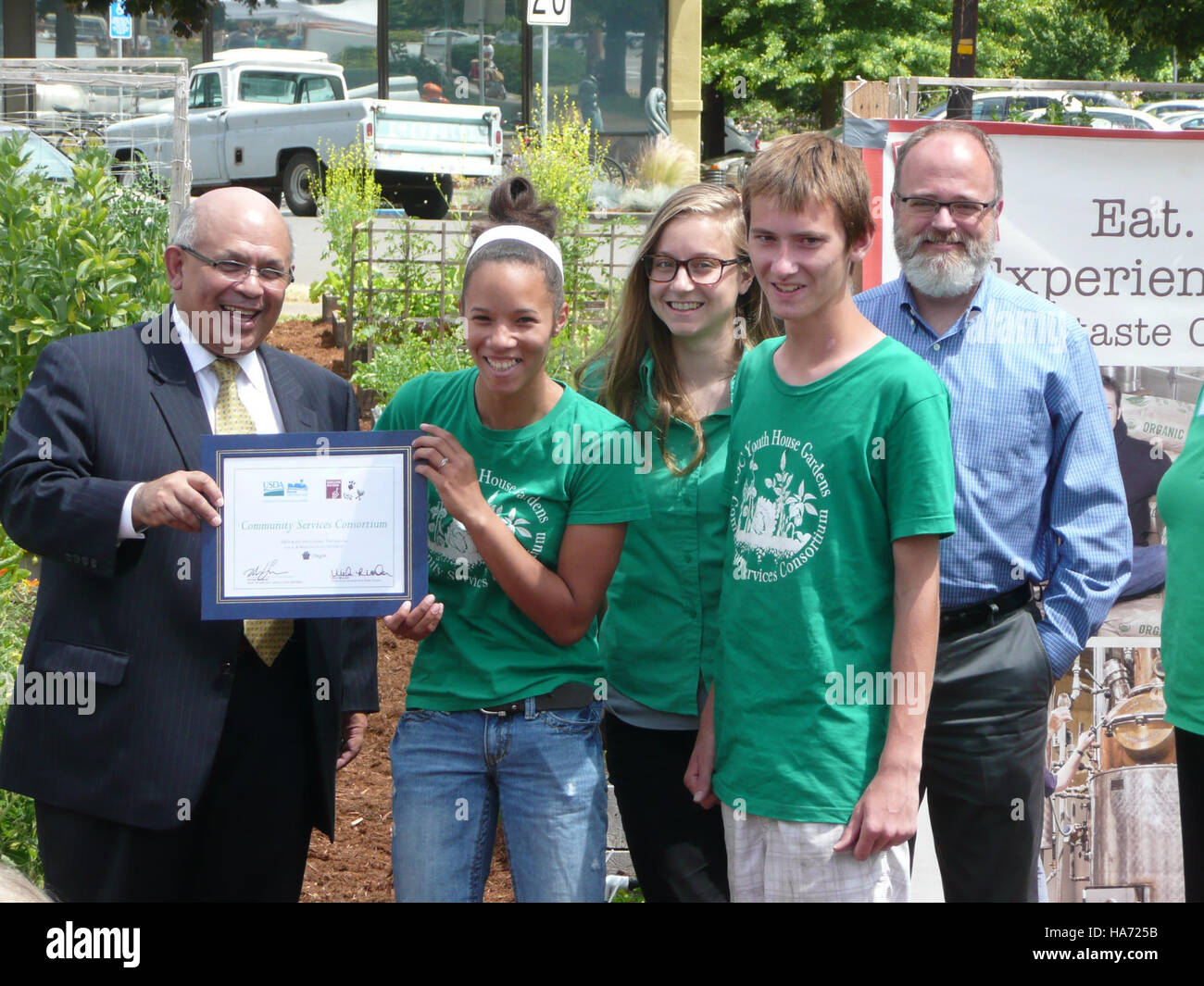 The Corvallis Youth Conservation Corps (CSC) program engages young ...