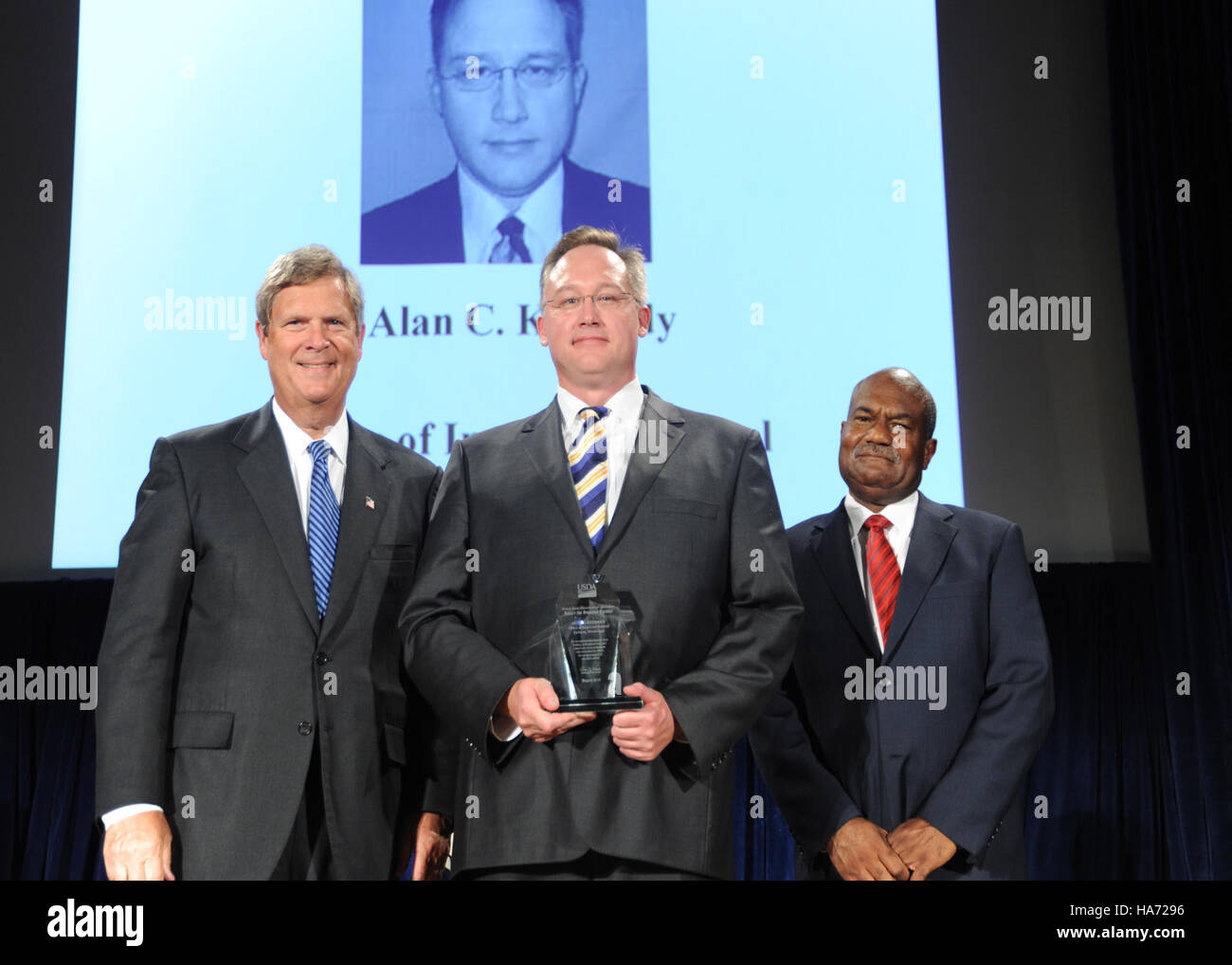 Alan reed hi-res stock photography and images - Alamy