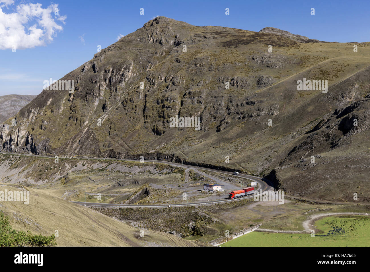 Peruvian infrastructure hi-res stock photography and images - Alamy