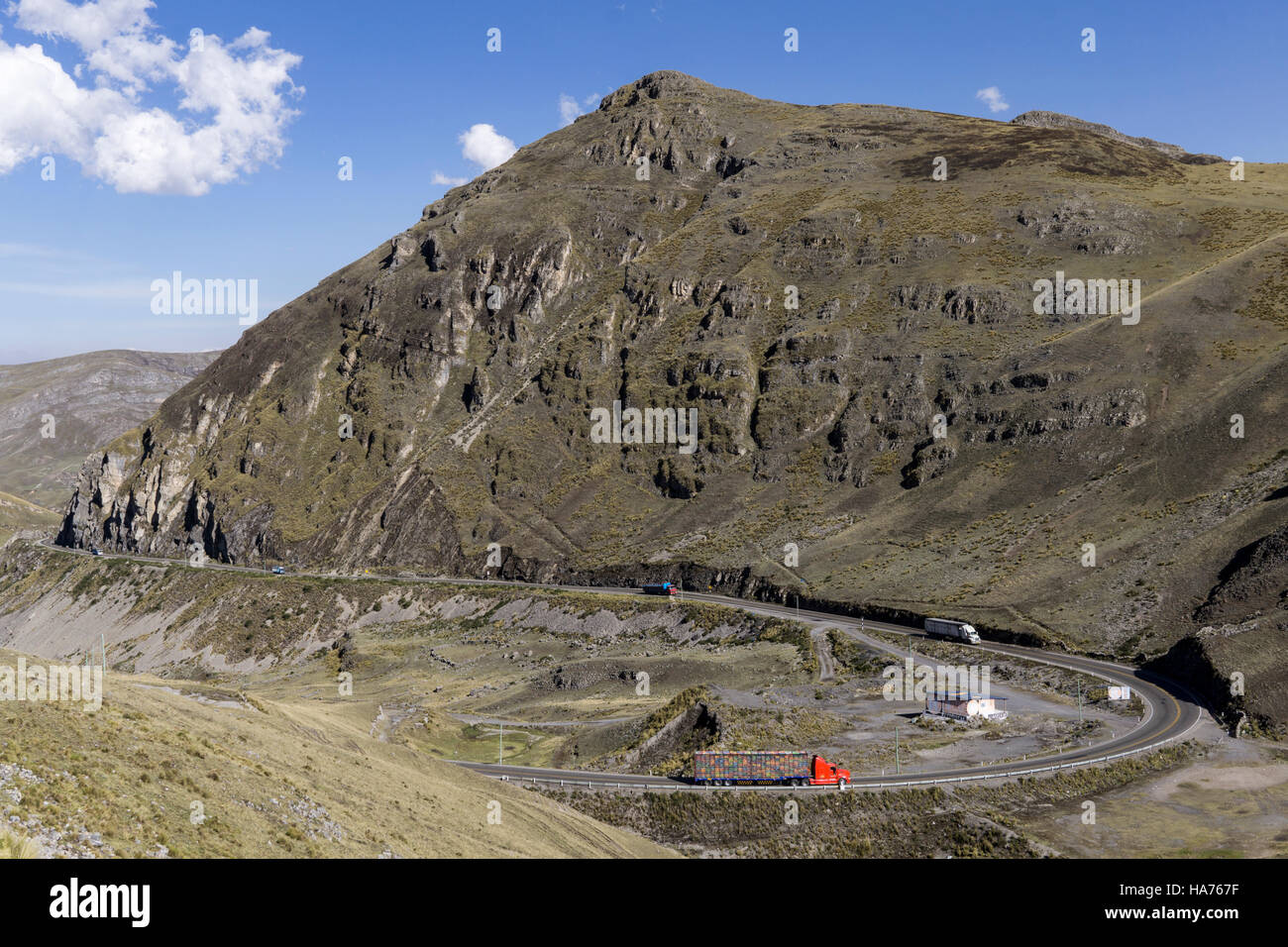 Peruvian infrastructure hi-res stock photography and images - Alamy