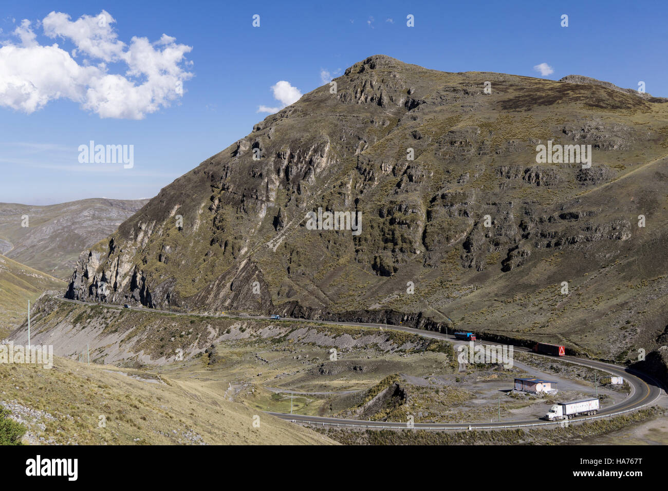 Peruvian infrastructure hi-res stock photography and images - Alamy