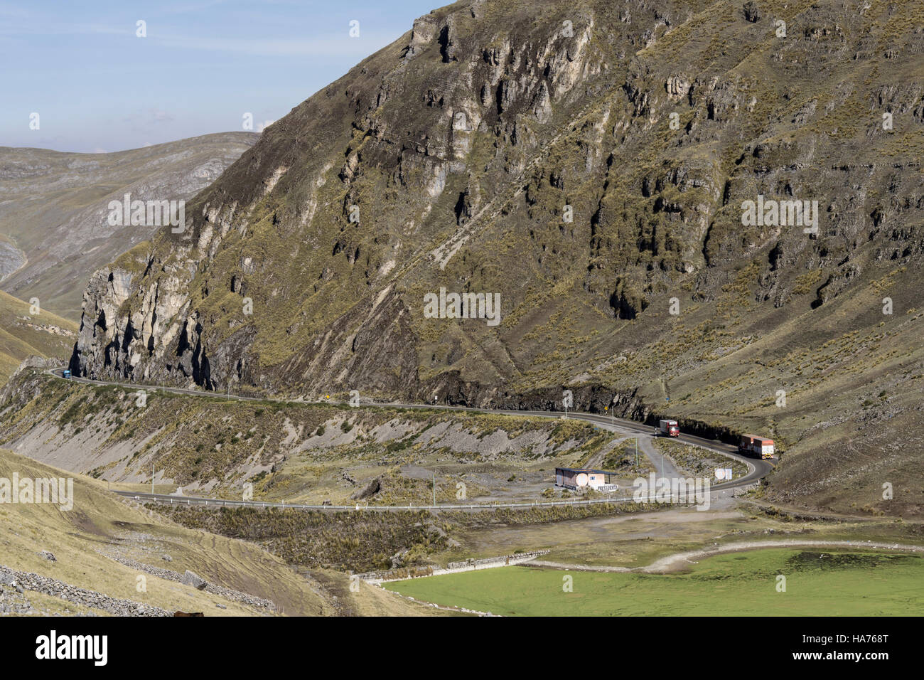 Peruvian infrastructure hi-res stock photography and images - Alamy