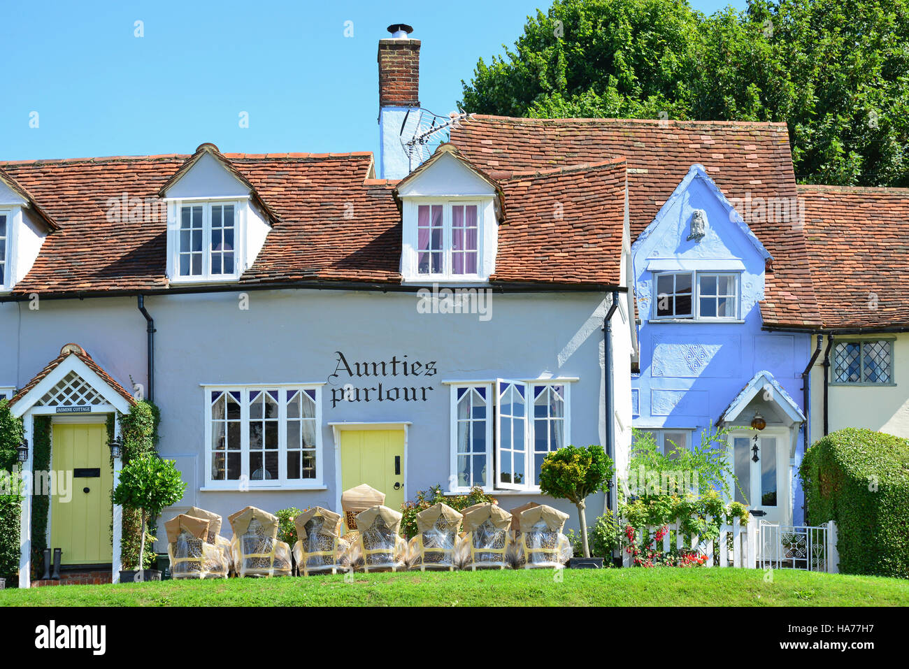 Period cottages in Finchingfield, Essex, England, United Kingdom Stock ...