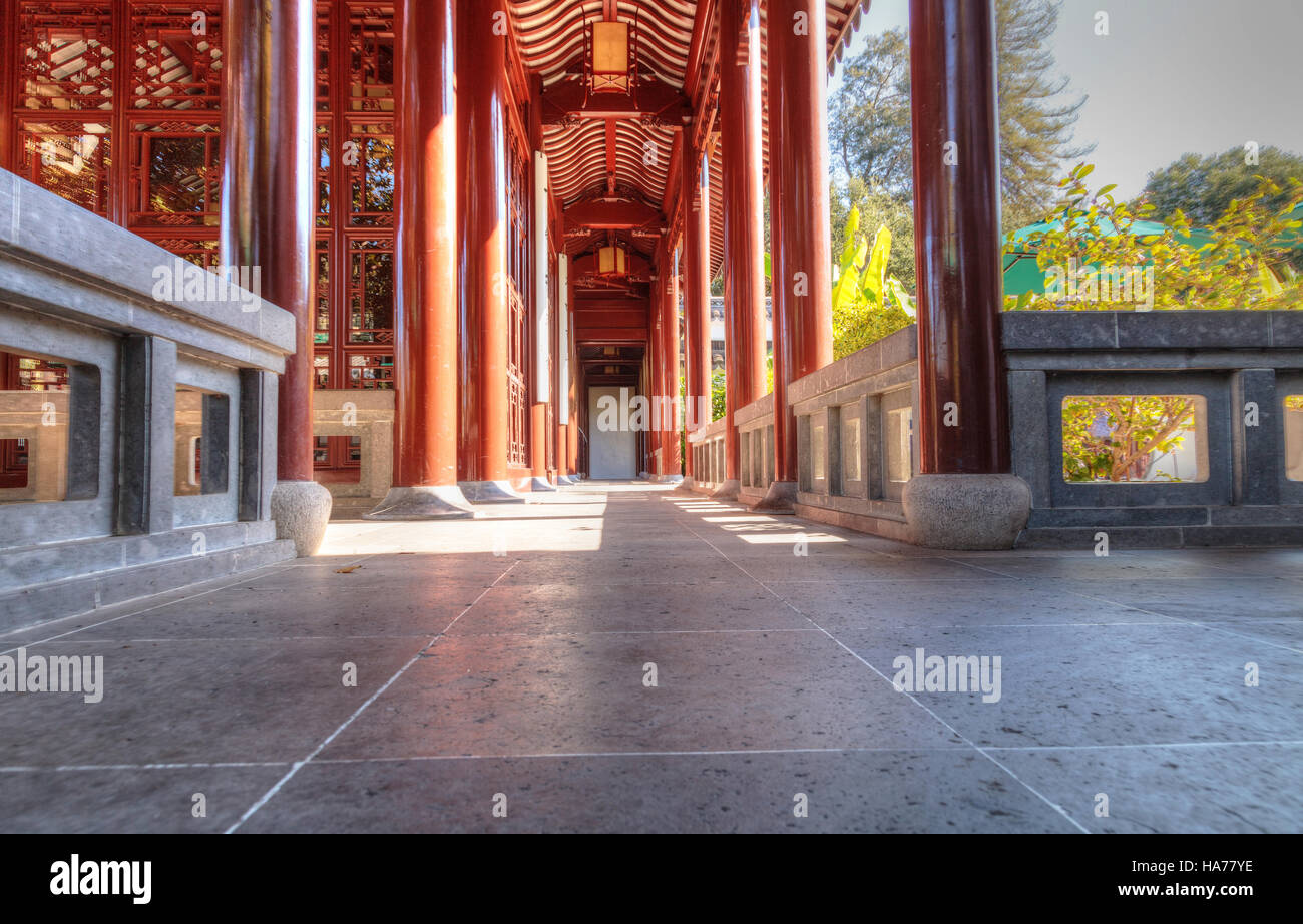 Path in chinese garden hi-res stock photography and images - Alamy