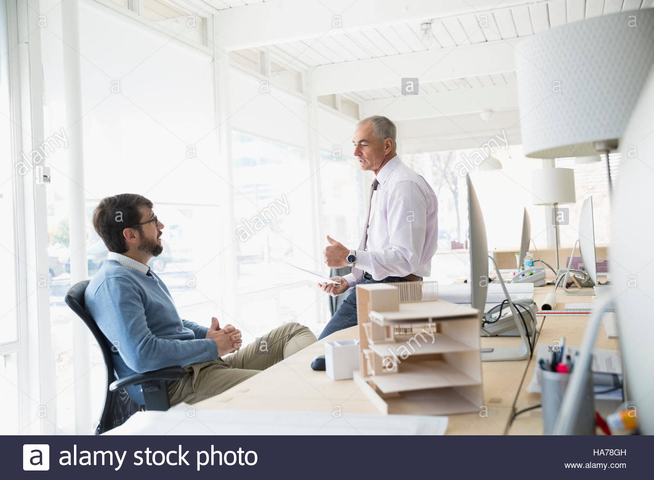 Male architects hi-res stock photography and images - Alamy