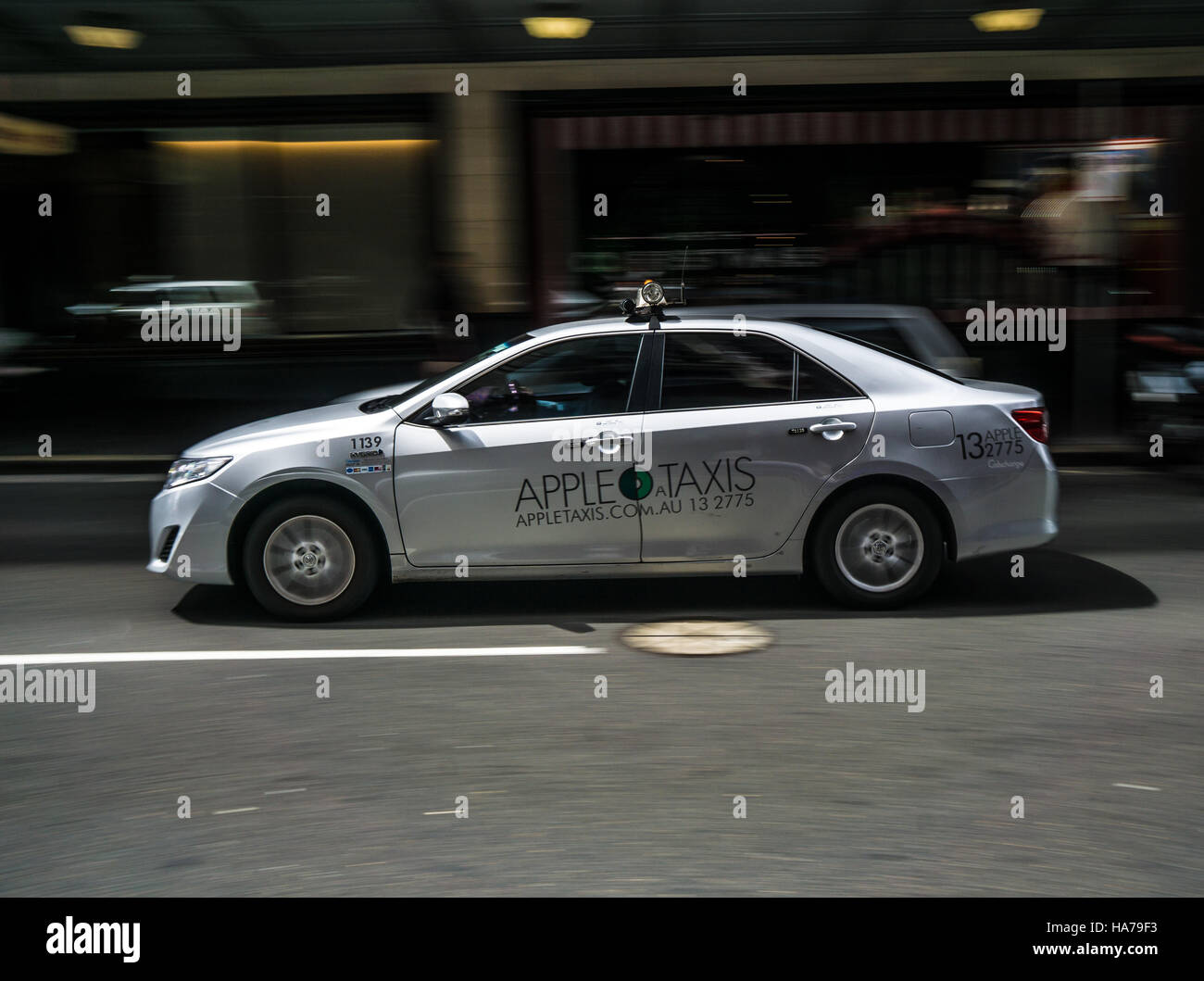 Sydney taxi cab hi-res stock photography and images - Alamy