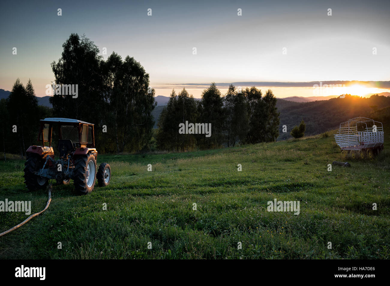 Sunset machine hi-res stock photography and images - Alamy