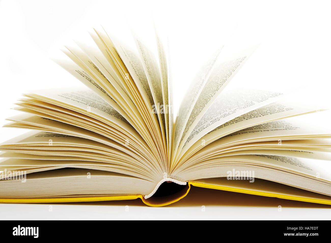 Flying pages hi-res stock photography and images - Alamy