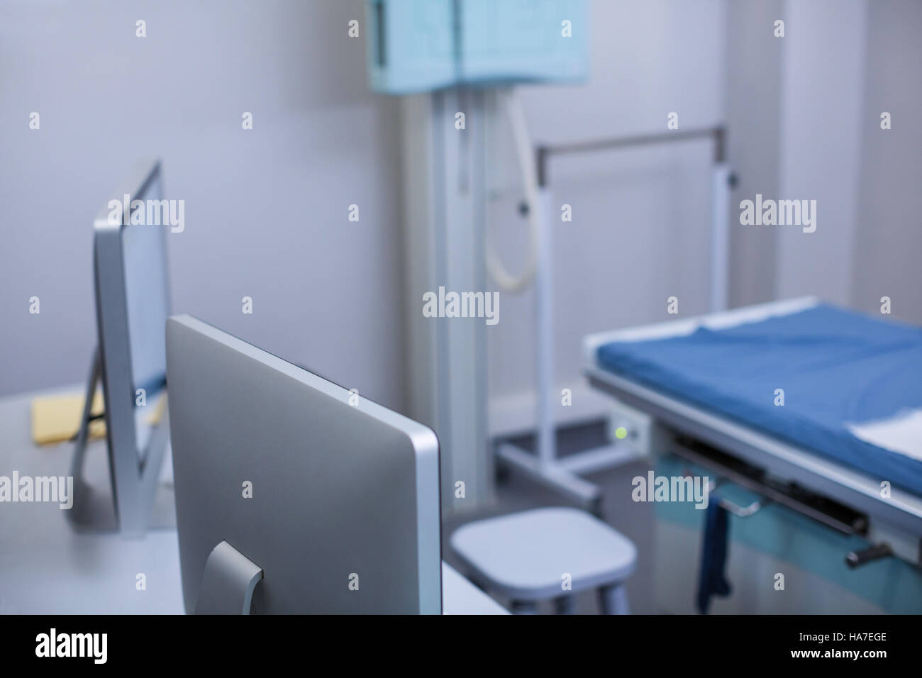 Computers in x-ray room Stock Photo - Alamy