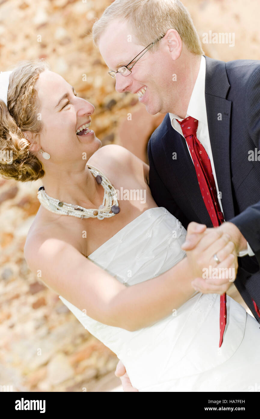 Brides laughing hi-res stock photography and images - Alamy