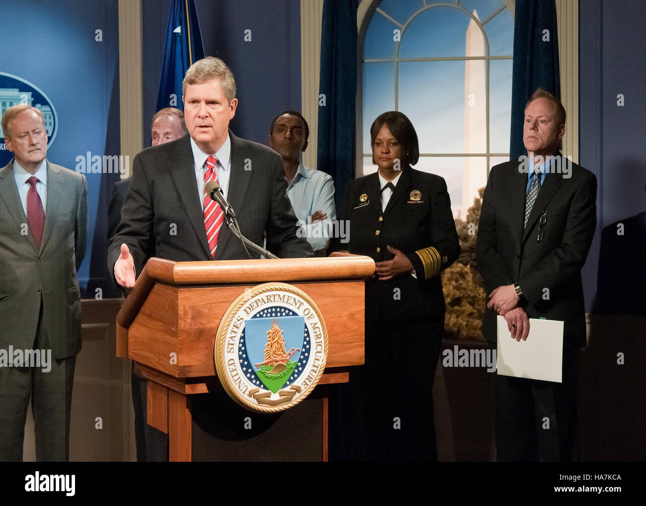 The USDA launched a new food icon to promote healthy eating habits and ...