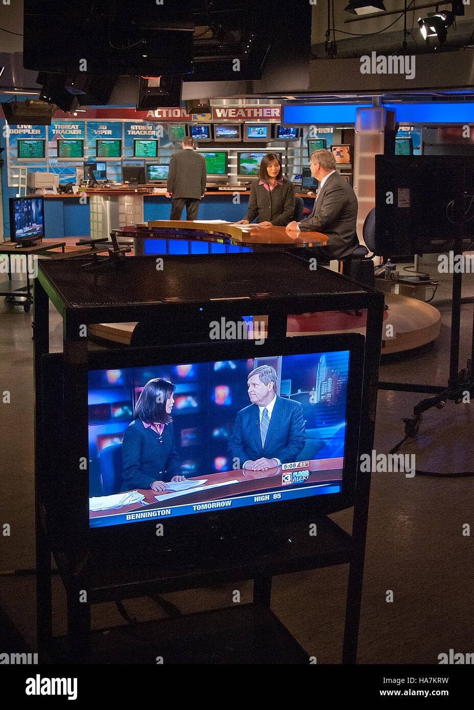 Secretary Tom Vilsack visits Glenwood Community High School in Iowa to ...