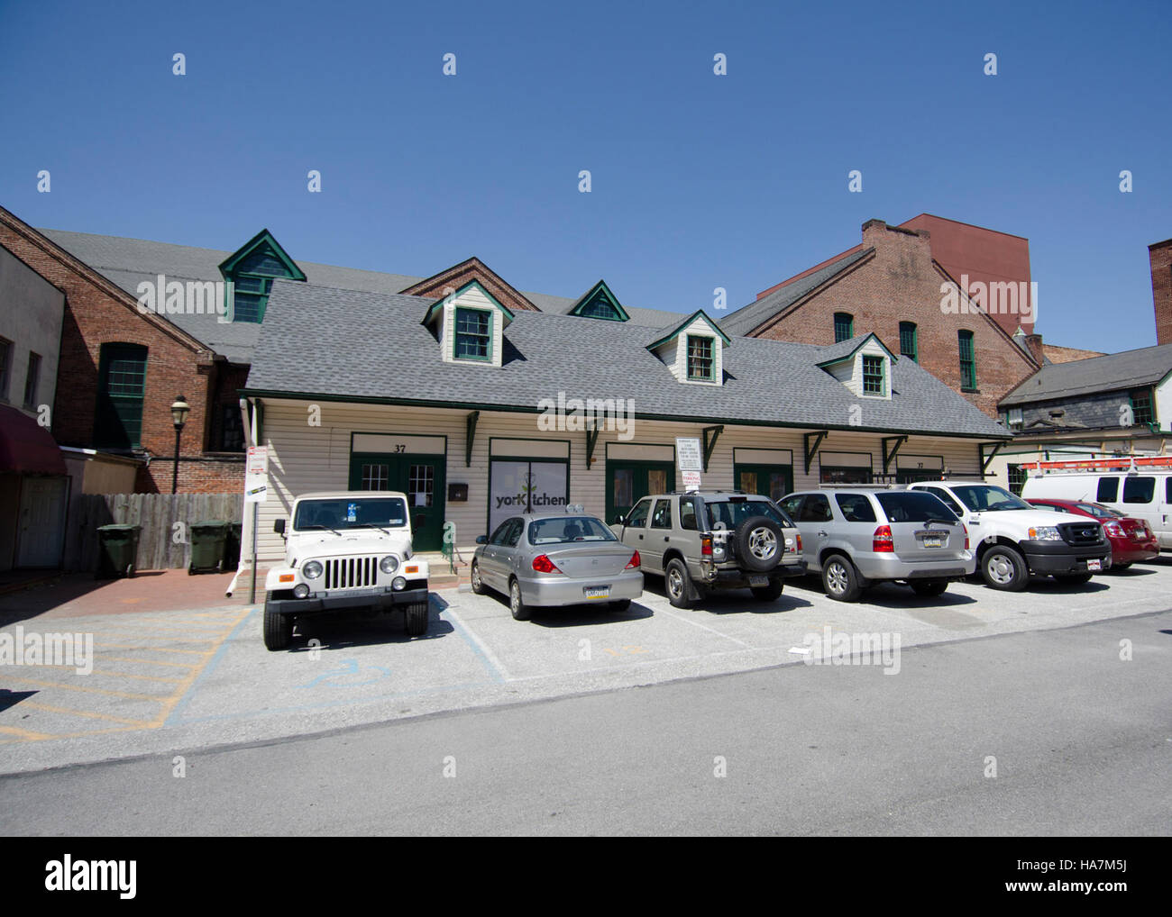 Kitchen incubators hi-res stock photography and images - Alamy