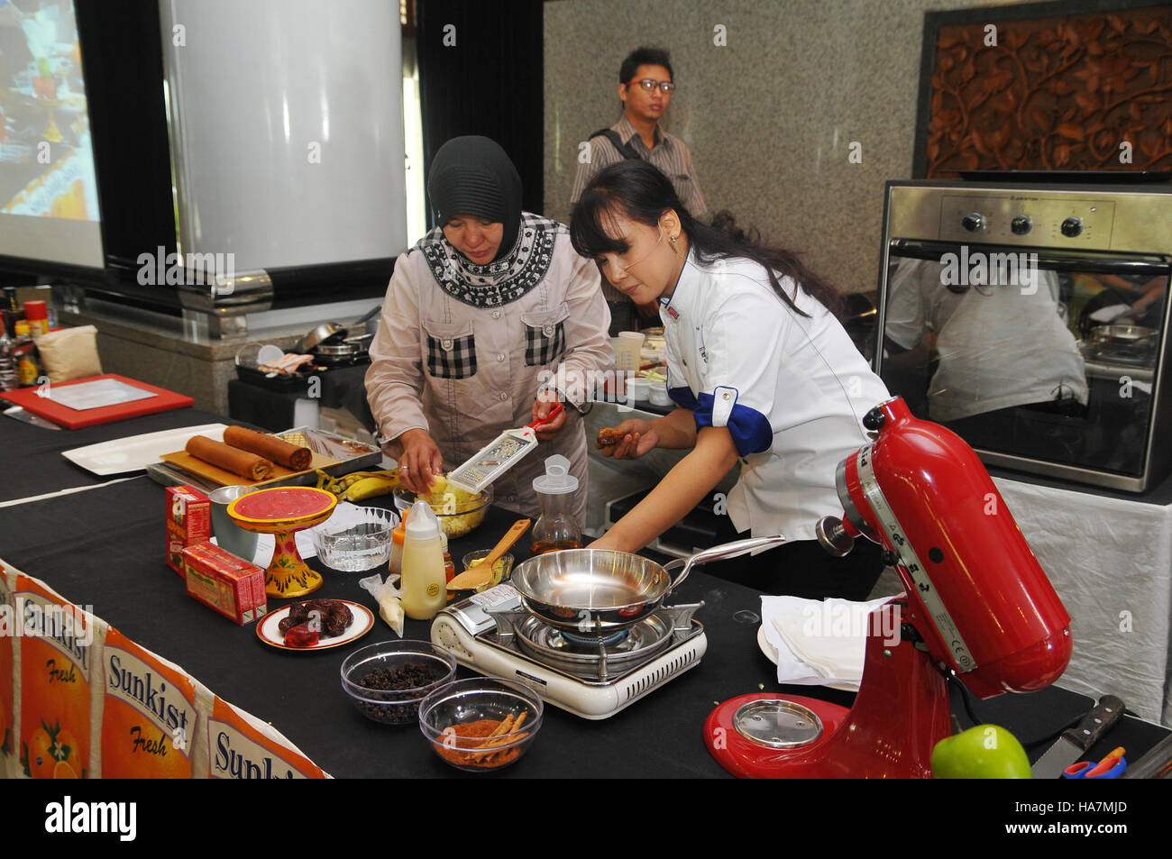 Coc2 hi-res stock photography and images - Alamy