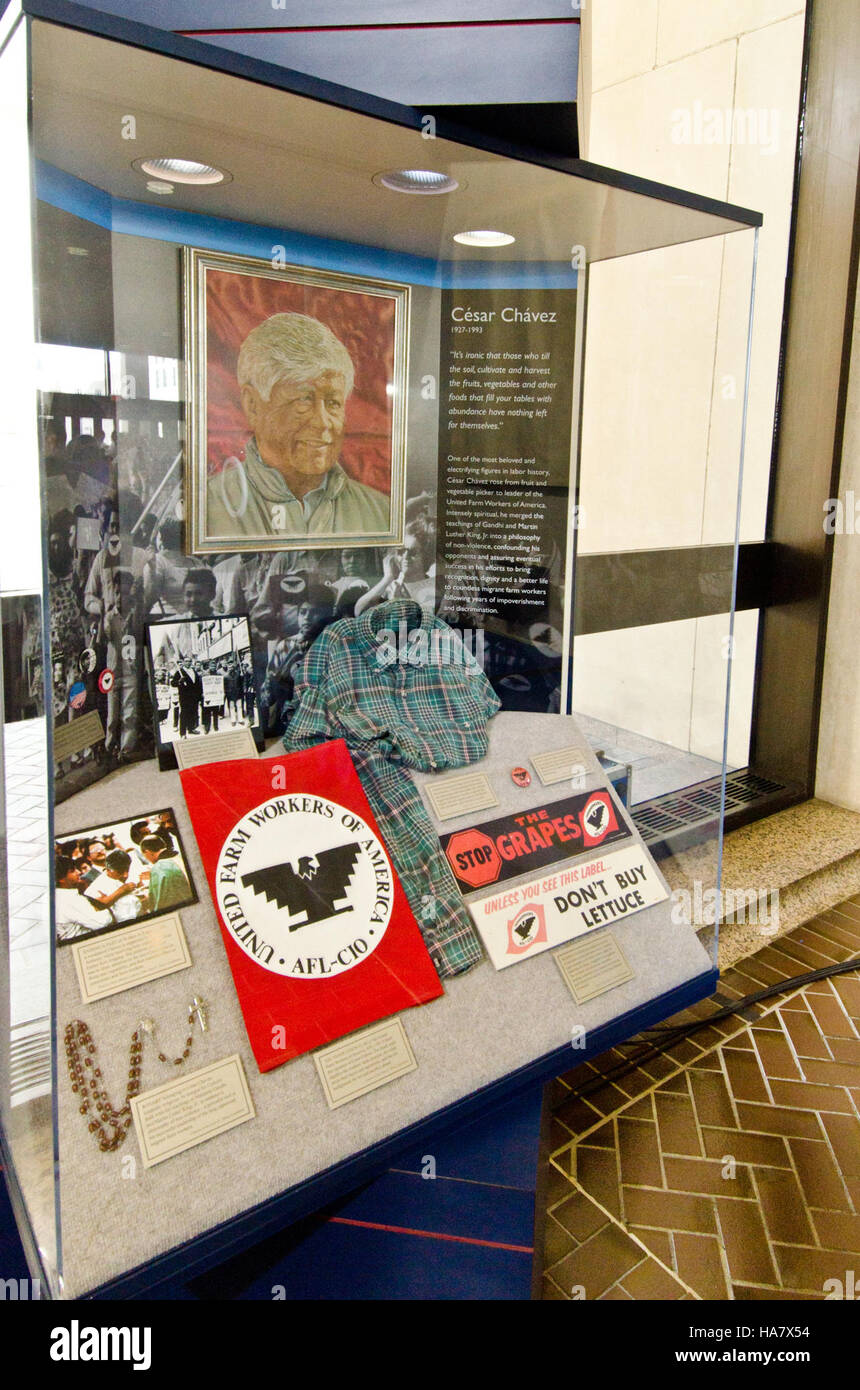 Labor activist cesar chavez hi-res stock photography and images - Alamy