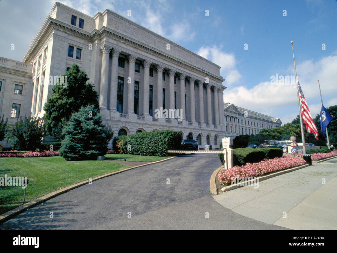 The U.S. Department of Agriculture’s Whitten Building Complex in ...
