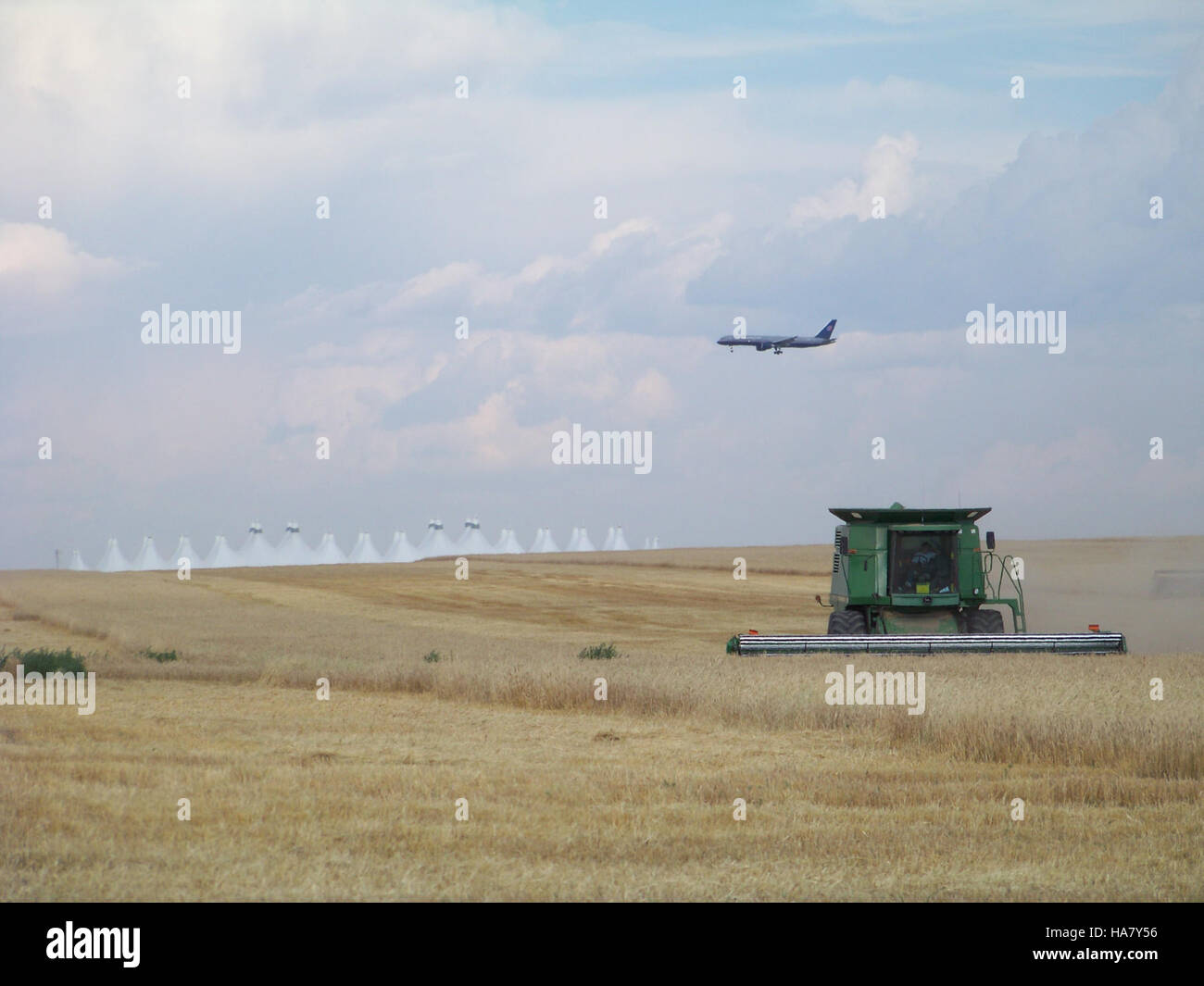 Biofuels aircraft hi-res stock photography and images - Alamy