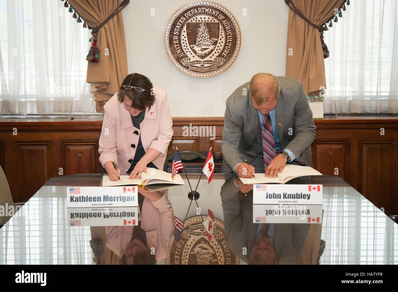 The USDA's collaboration with Agriculture and Agri-Food Canada focuses ...