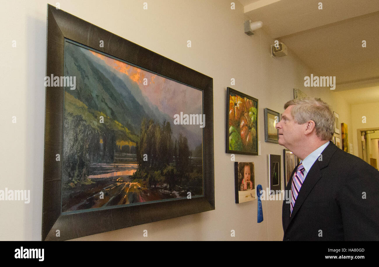 Secretary Thomas Vilsack of the USDA participated in an art display ...