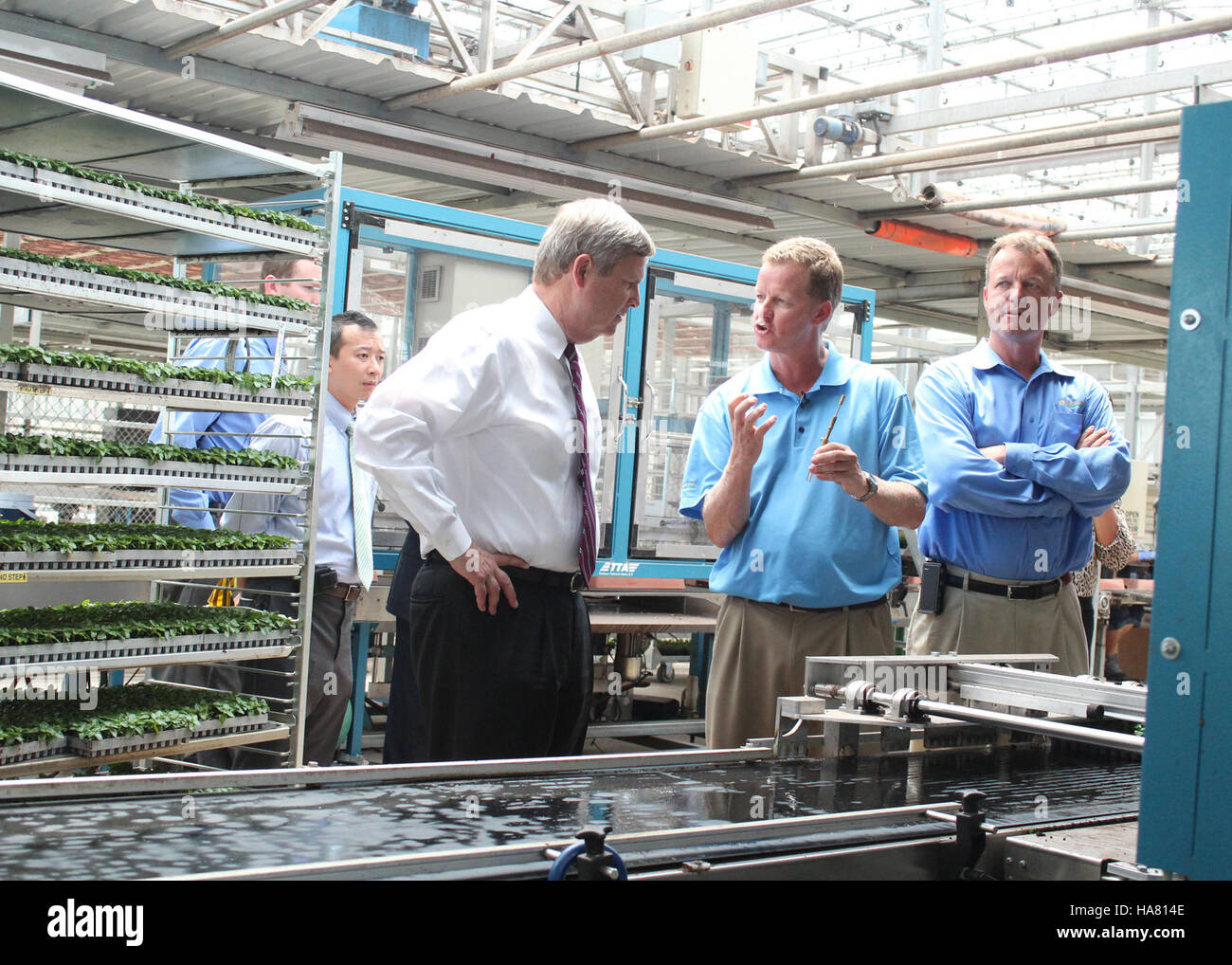 Secretary Vilsack visits the Metrolina REAP program, a regional ...