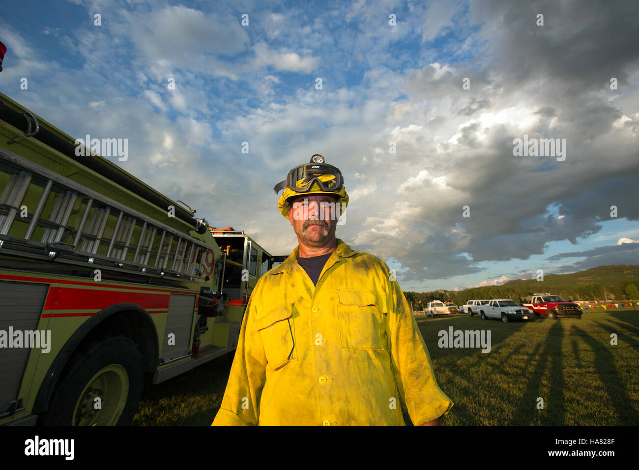 USDA’s Forest Service firefighters battle wildfires in Colorado, using ...