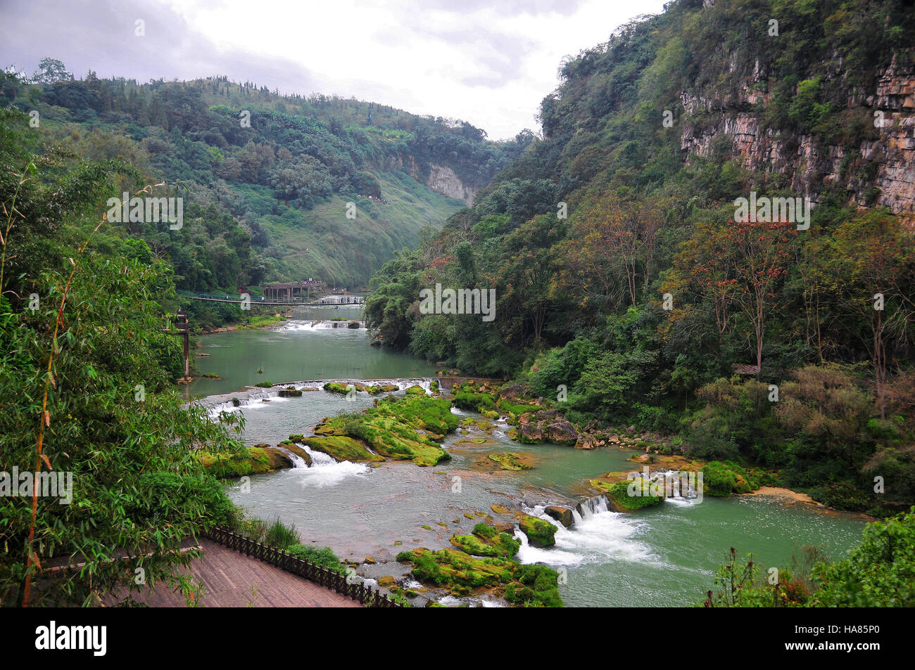 The beautiful Yellow Fruit Tree waterfall (Huangguoshu Waterfall) in ...