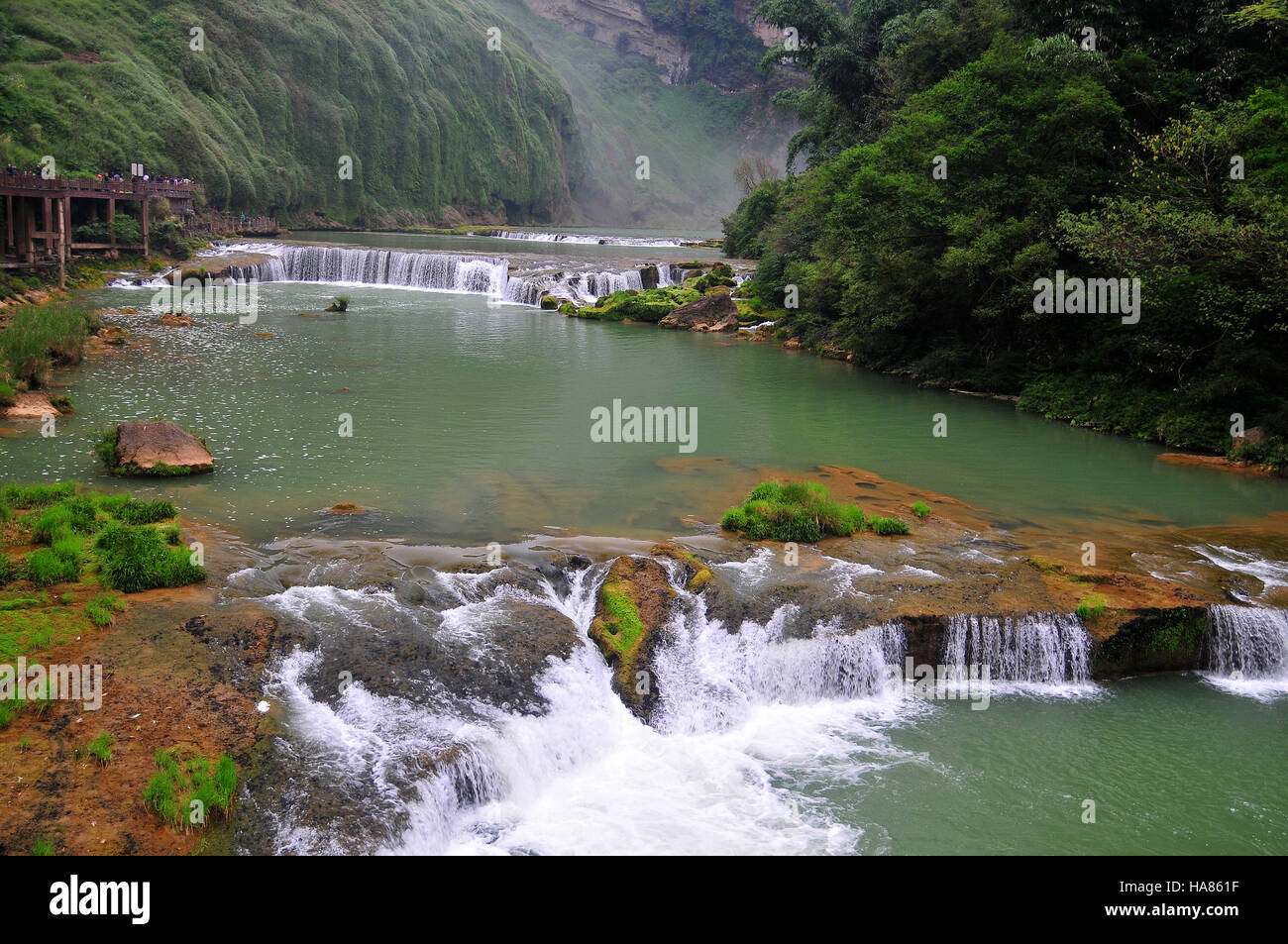The beautiful Yellow Fruit Tree waterfall (Huangguoshu Waterfall) in ...