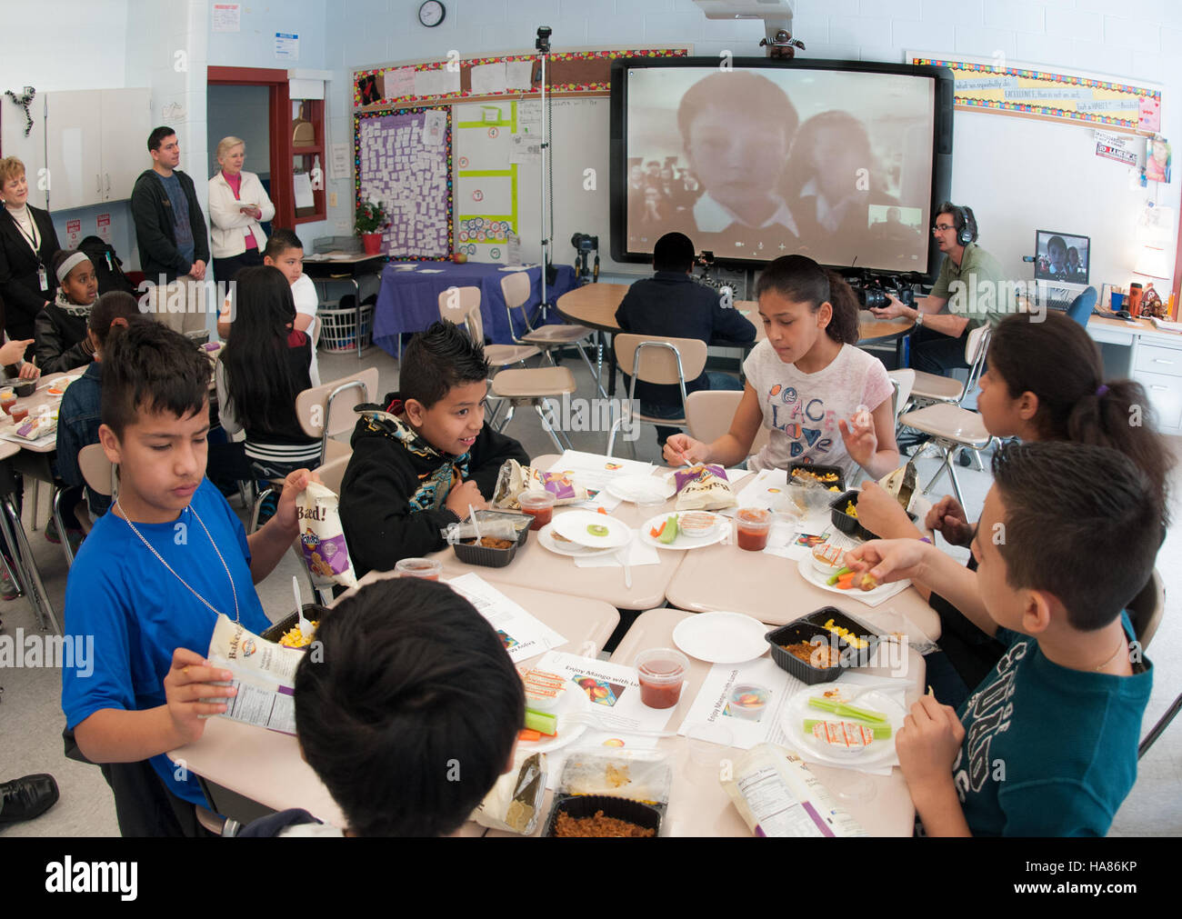 The USDA’s Food and Nutrition Service oversees national nutrition ...