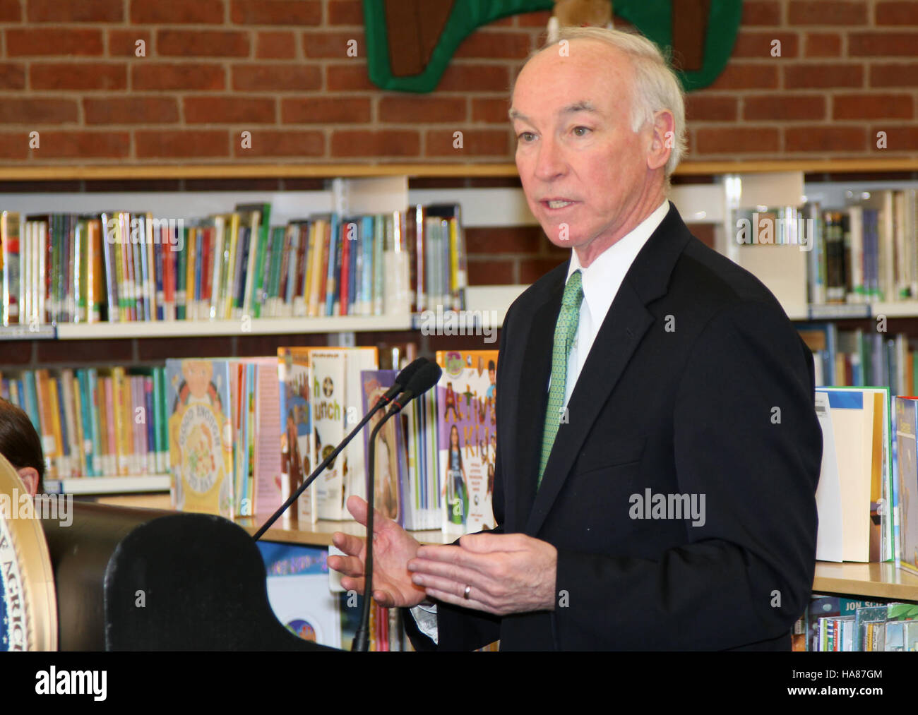 Agriculture Secretary Tom Vilsack visited Henry A. Wolcott Elementary ...