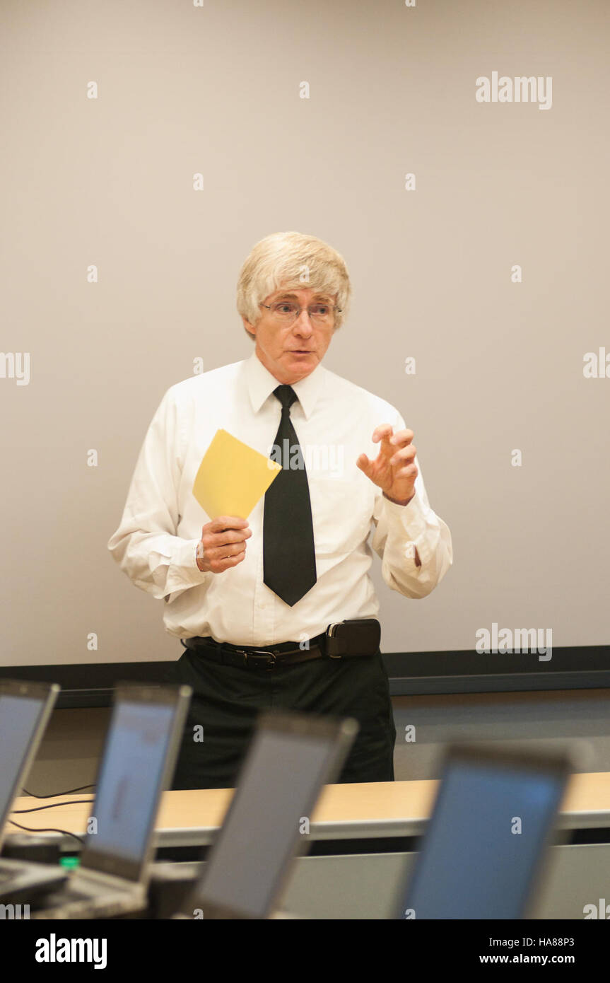 Ongoing programs hi-res stock photography and images - Alamy