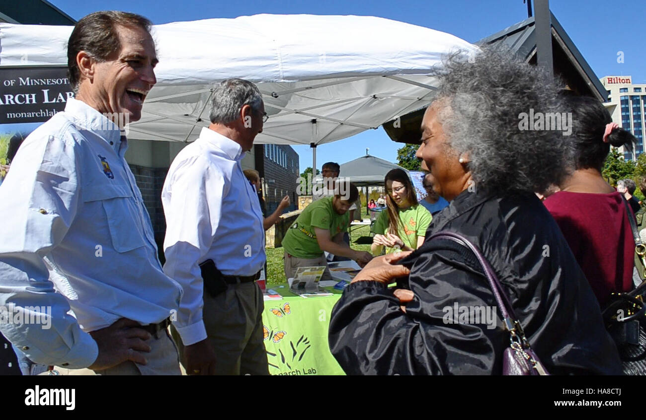 usfwsmidwest 20760531275 Dan Ashe, Tom Melius and Fannie Harrell ...