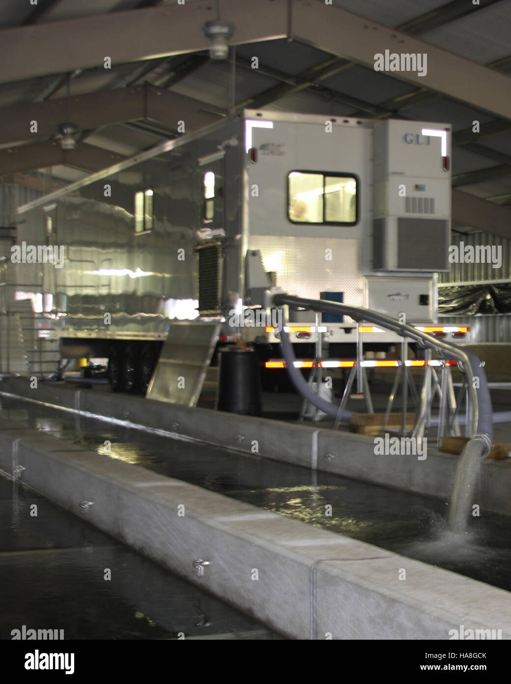 usfwsmidwest 4721777438 'Clipping trailer' tags fish from hatchery ...