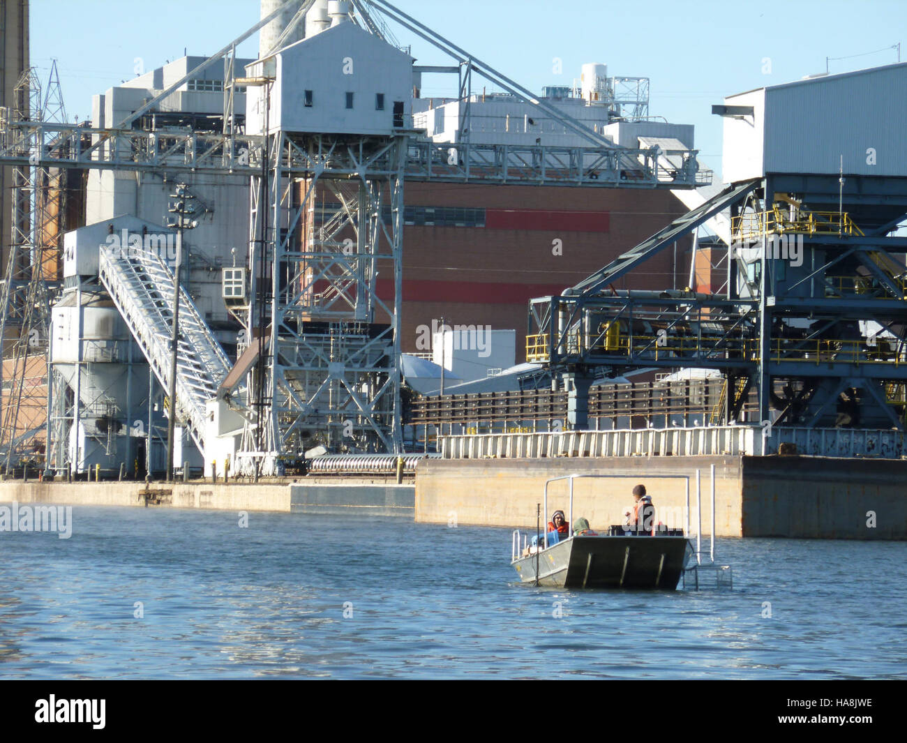 The image shows the DIDSON sonar technology in action at a national ...