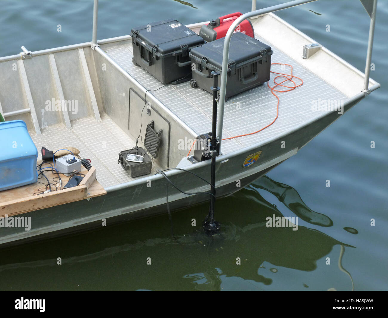 The DIDSON (Dual Frequency Identification Sonar) Power Generator is a ...