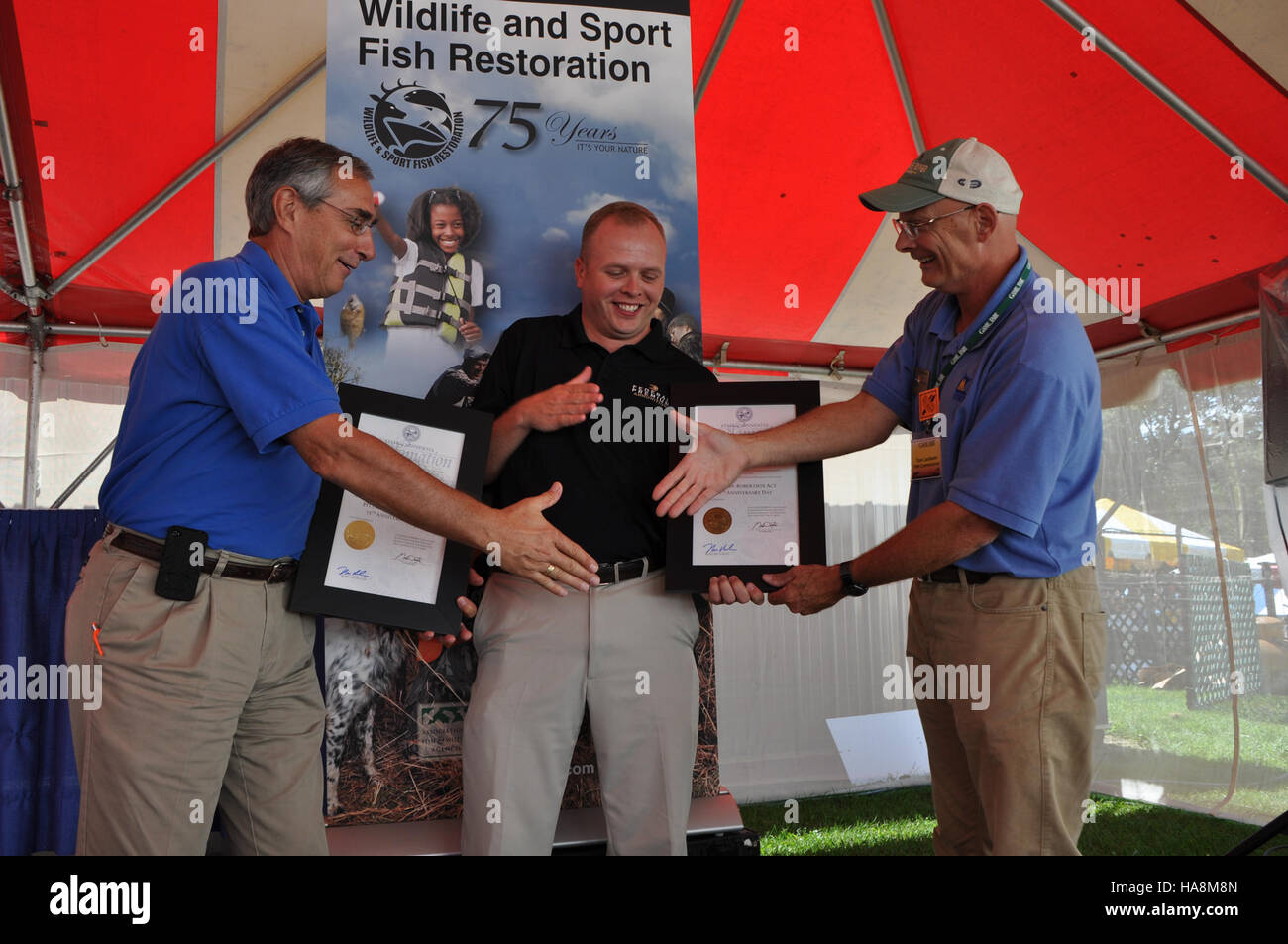 The U.S. Fish and Wildlife Service (USFWS) Midwest Region works closely ...