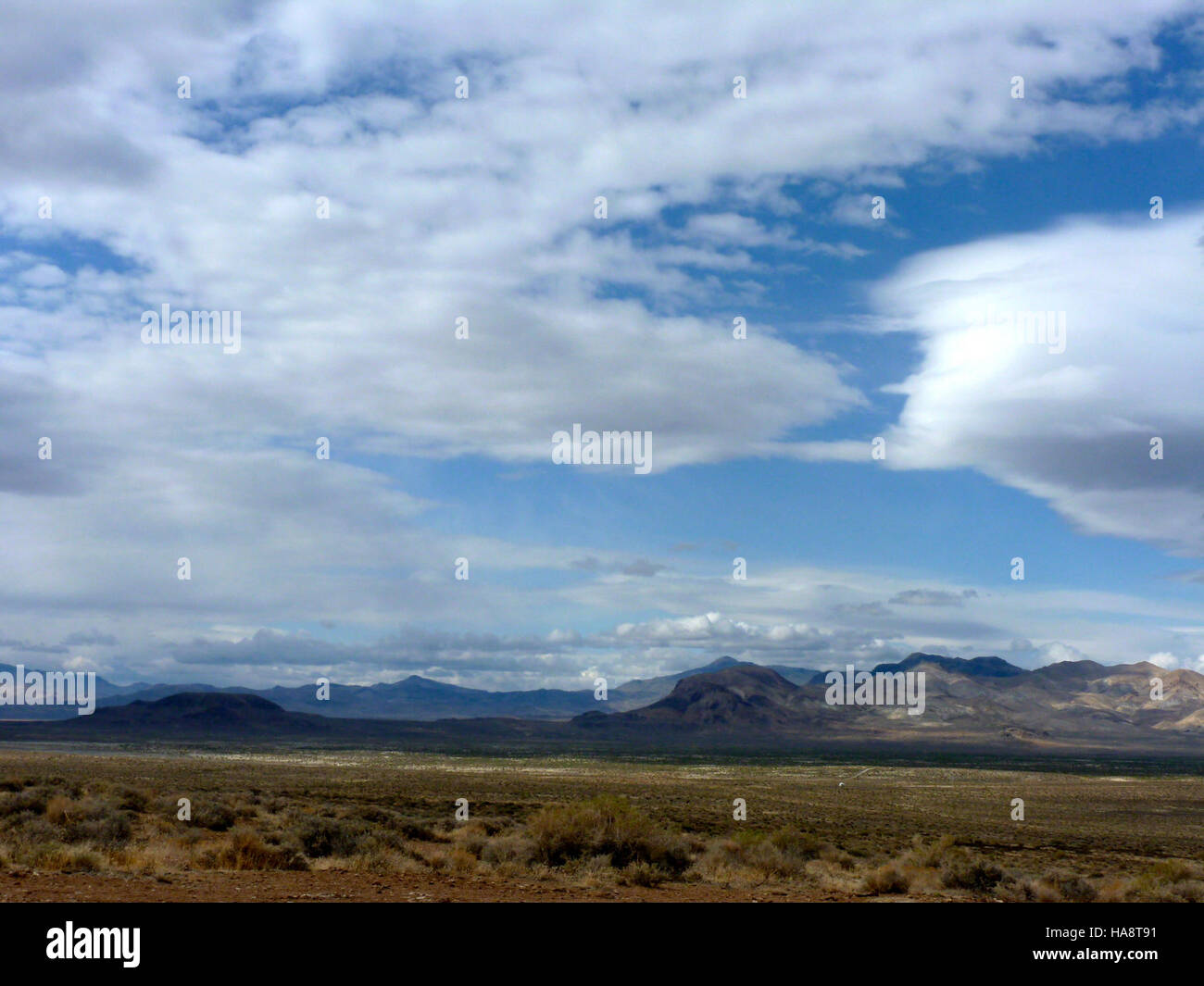 Calico mountains hi-res stock photography and images - Alamy