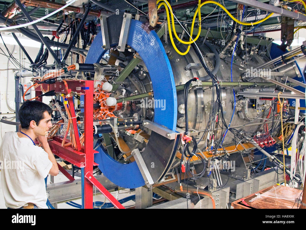 002 005 hi-res stock photography and images - Alamy