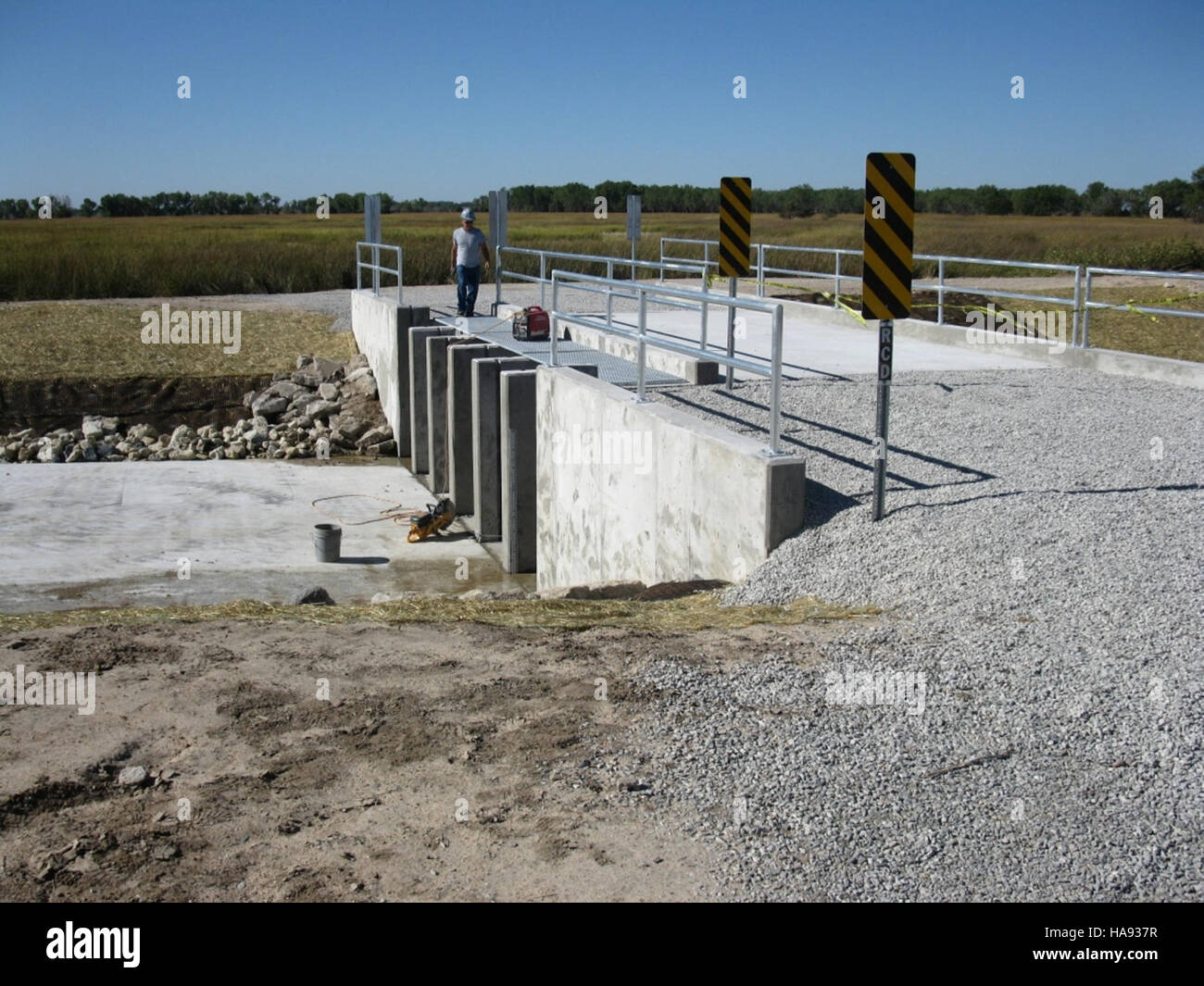 usfwsmtnprairie 5881598183 Water Control Structure Stock Photo - Alamy
