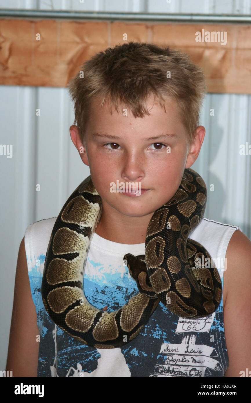 The 2011 Huron Prairie Fest celebrates the natural beauty of Huron ...